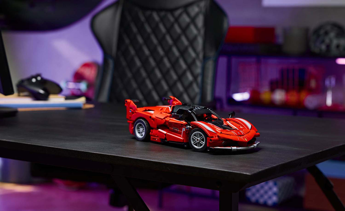 42212 | LEGO® Technic Ferrari FXX K – LEGO Certified Stores